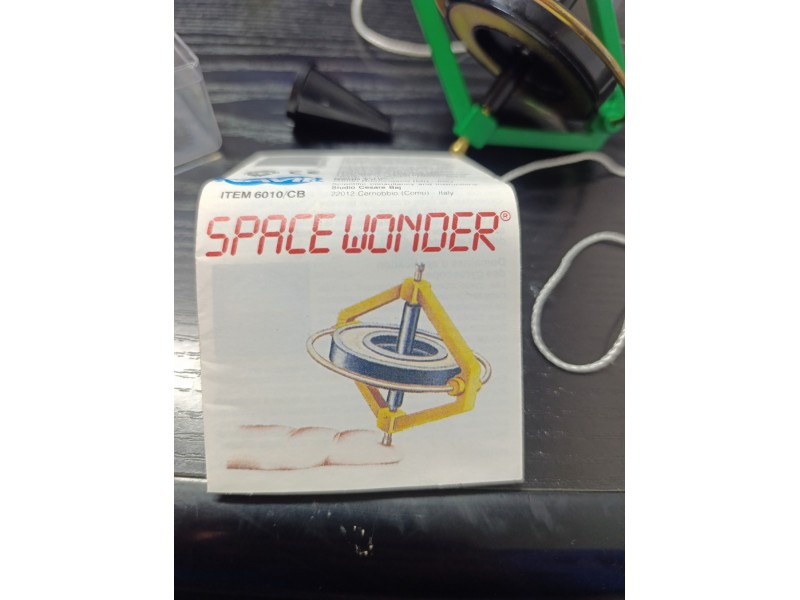 Dečije, edukativno - Žiroskop, Space Wonder