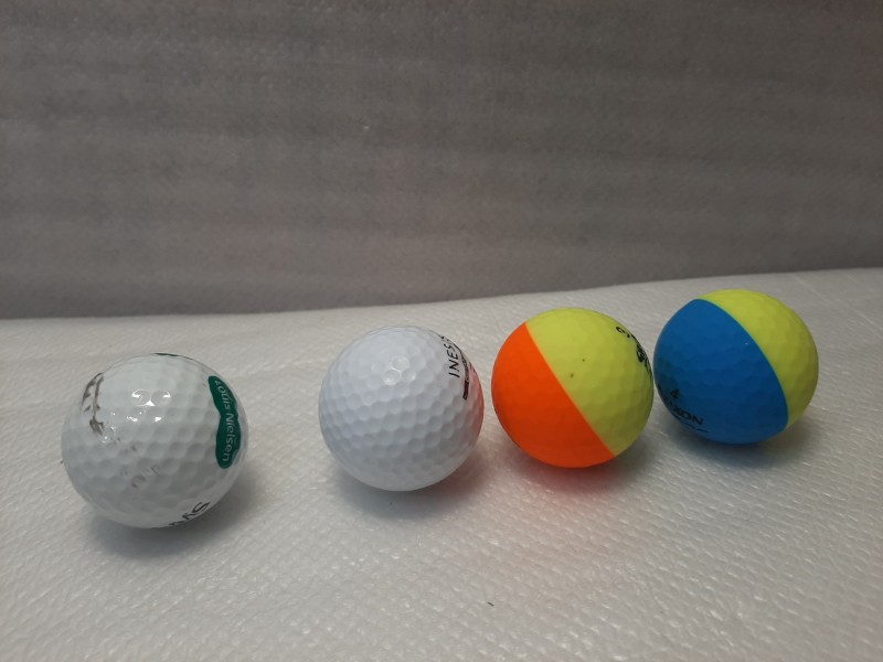 LOT 4X LOPTICE ZA GOLF SRIXON Q-STAR TOUR DIVIDE MAT