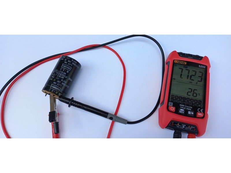 ELKO 8200uF 80V br. 1 (FAHRADMETAR TEST)