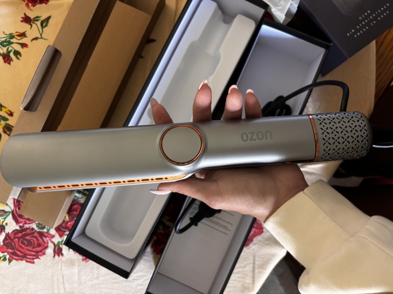 Ozon Air Straightener-fen i presa 2u1, NOVO kao Dyson