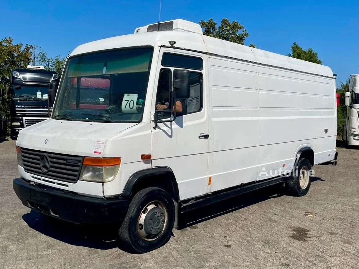 Mercedes-Benz Vario 812 D manual pomp, cooler THERMOKING minibus hladnjača
