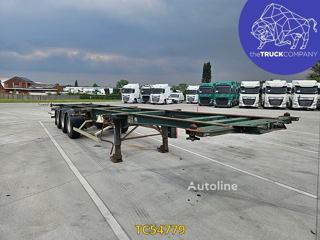 Trailor poluprikolica za prevoz kontejnera