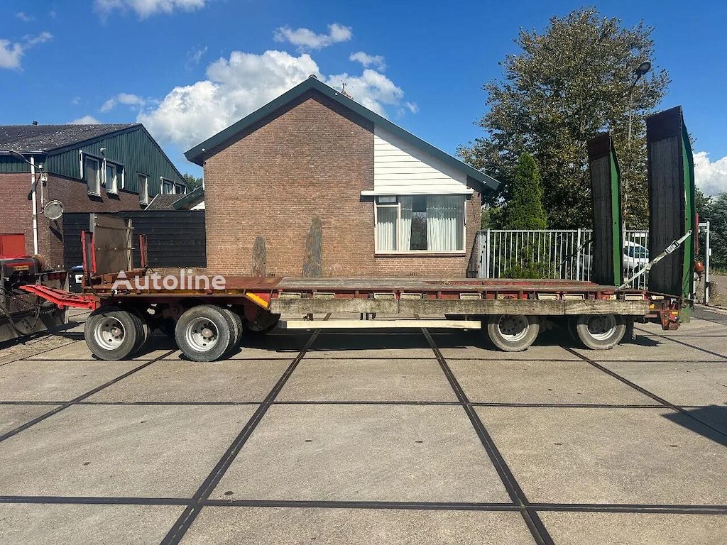Nooteboom 4 AXLE BLADGEVEERD - HYDRAULISCHE KLEPPEN prikolica sa niskom platformom
