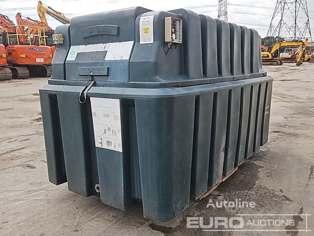 Prodaje se rezervoar za skladistenje goriva na aukciji
