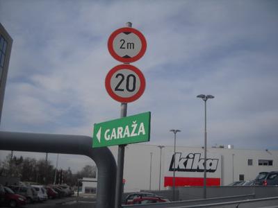 Saobraćajni znakovi