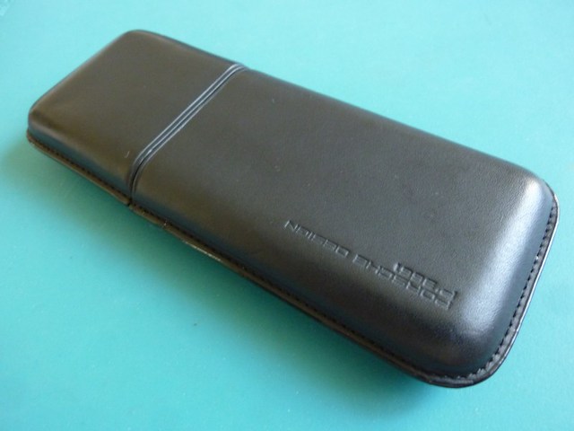 PORSCHE DESIGN - kožna futrola-tuba za 3 tompusa