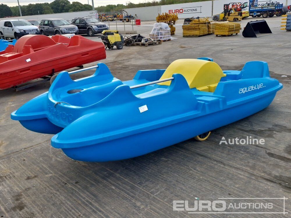 Prodaje se Aquablue Balado katamaran na aukciji
