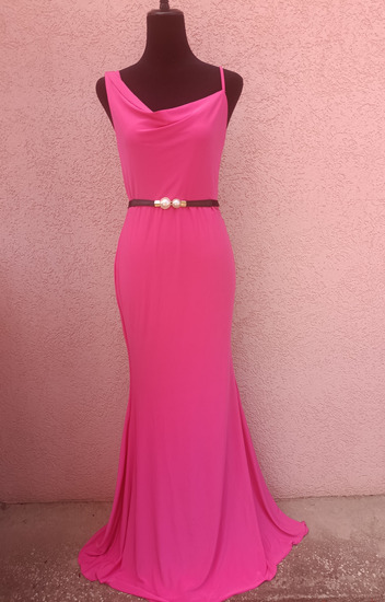 Dugačka pink haljina