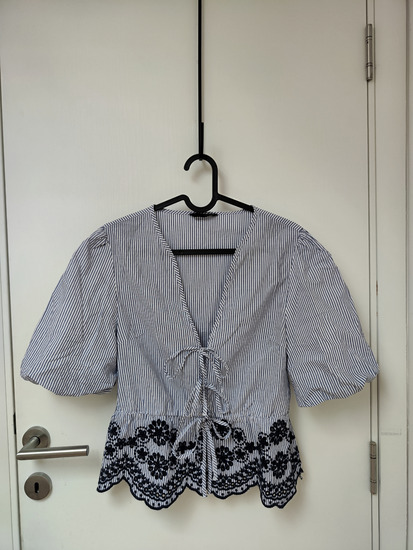 Zara top / NOVO