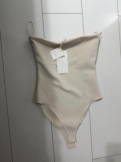 Zara bodi nov sa etiketom