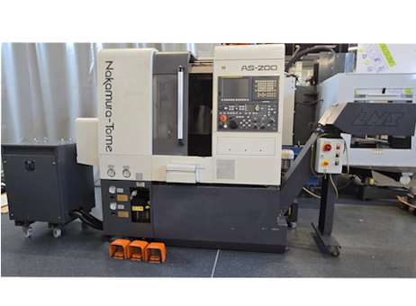 CNC tokarski stanok Nakamura AS-200