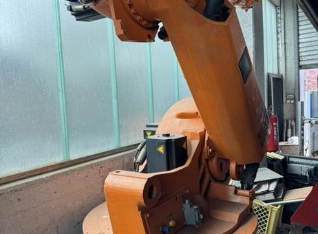 Робот KUKA KR30L15/2 – Управљање KRC1