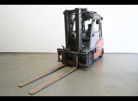 Dizel viljuškar Linde H 35 T 1202