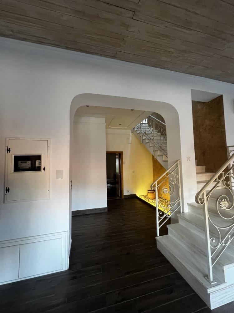 Lux vila sa bazenom - Teodora Drajzera ID#1960
4.000 €