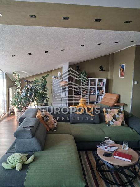 Penthaus sa dva parking mesta ID#9843
225.000 €