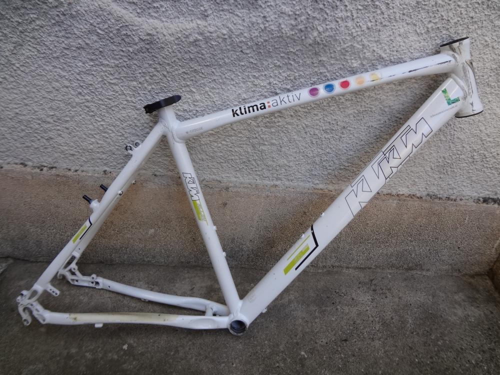 Aluminijumski ram KTM za točak 28"
