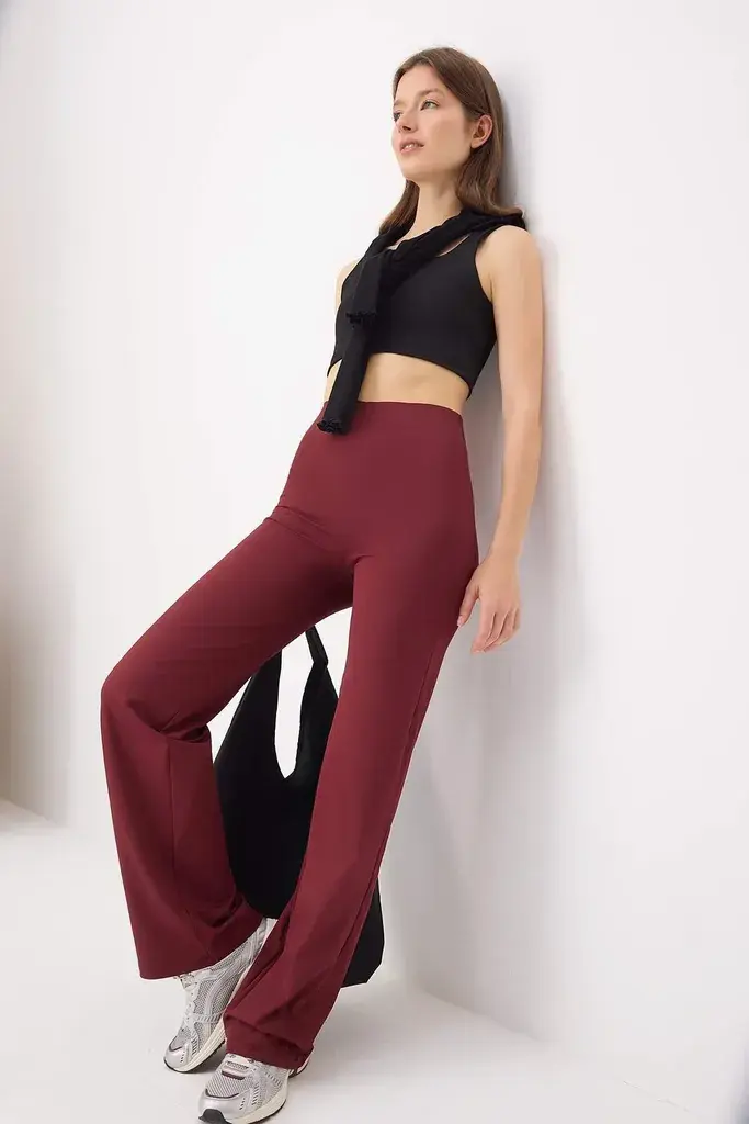 Trendyol Milla Ženski donji deo trenerke Thmss26Ea00010, Bordo