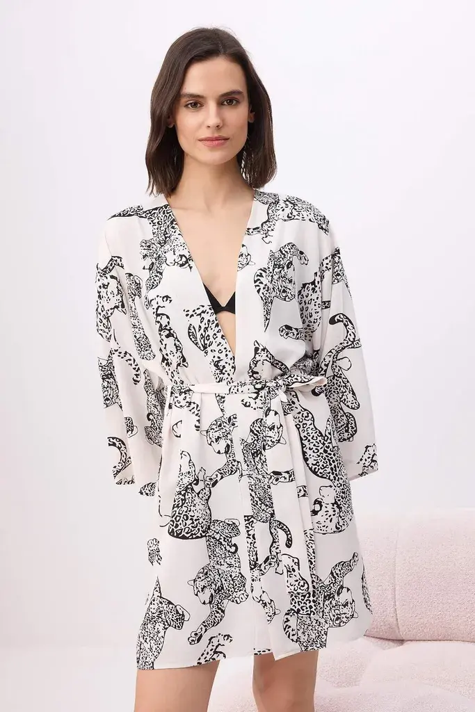Trendyol Milla Ženski ogrtač Thmss24Sb00002, Krem