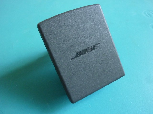 BOSE - strujni adapter / USB  5V  1600mAh
