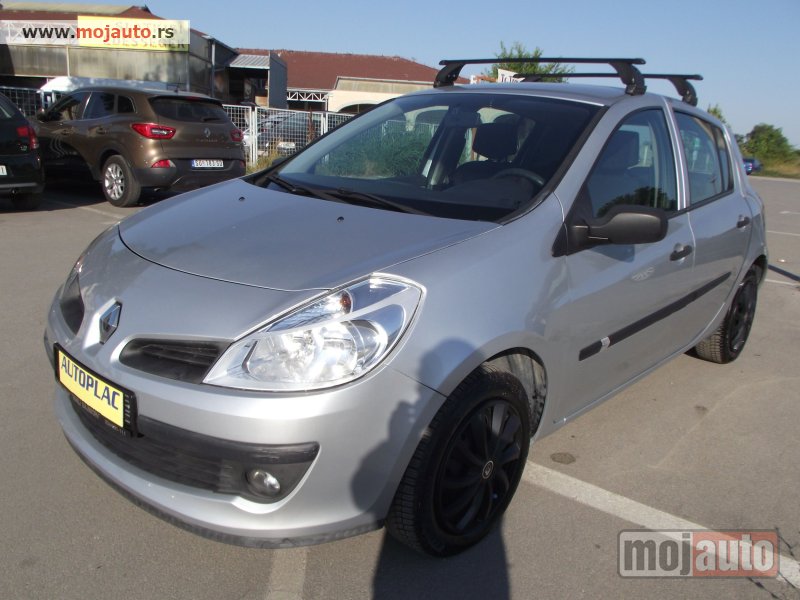 Renault Clio 1.4 BENZ 72 KW KLIMA NOV