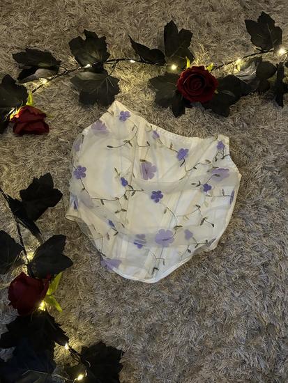 Cvetni korset top