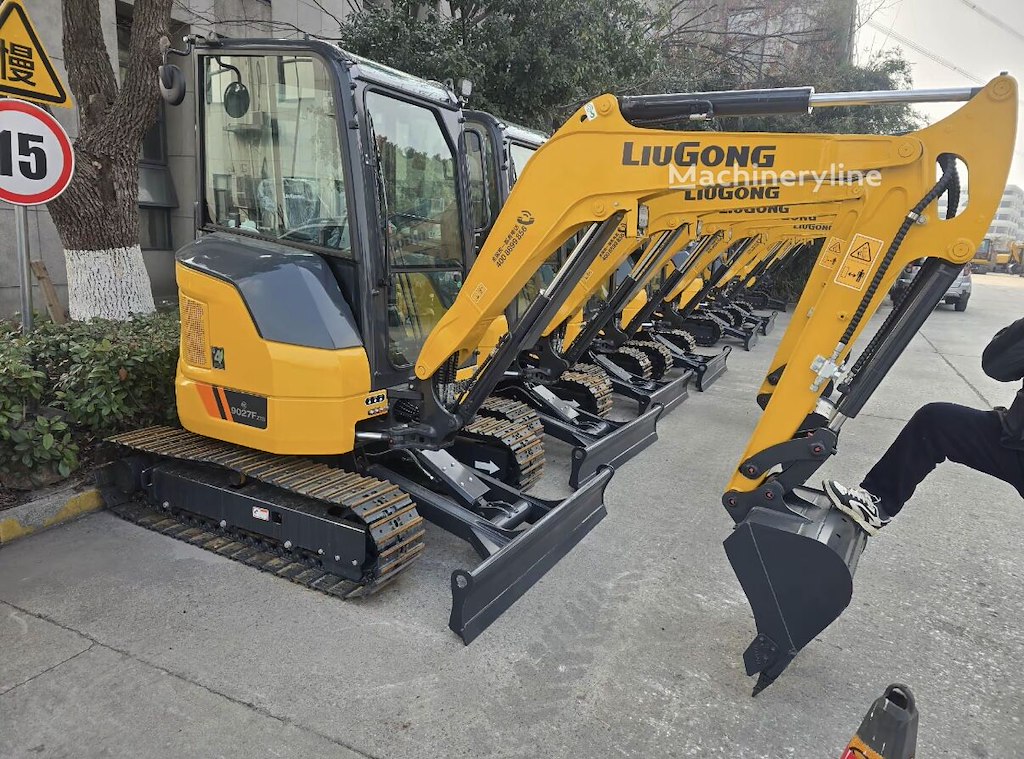 Novi LiuGong 9027FZTS mini bager