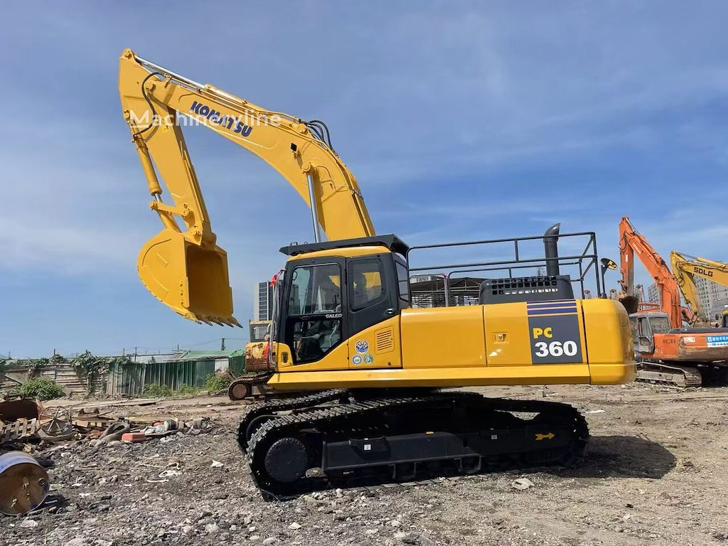 Komatsu PC360-8 bager guseničar