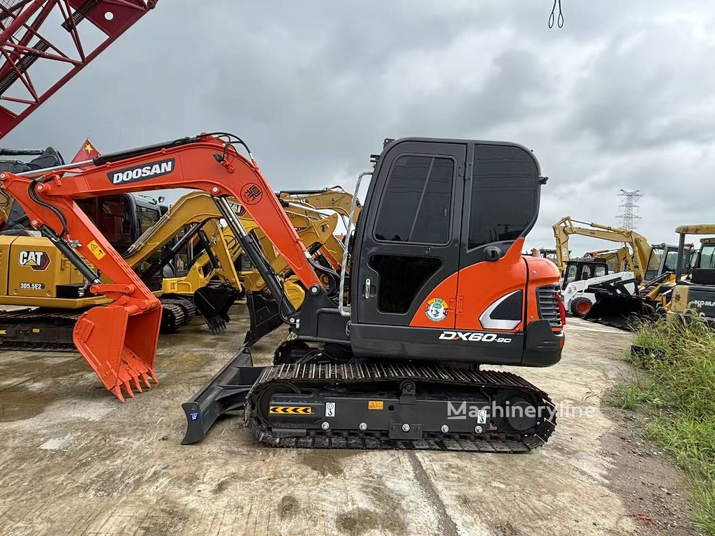 Doosan DX60-9C mini bager