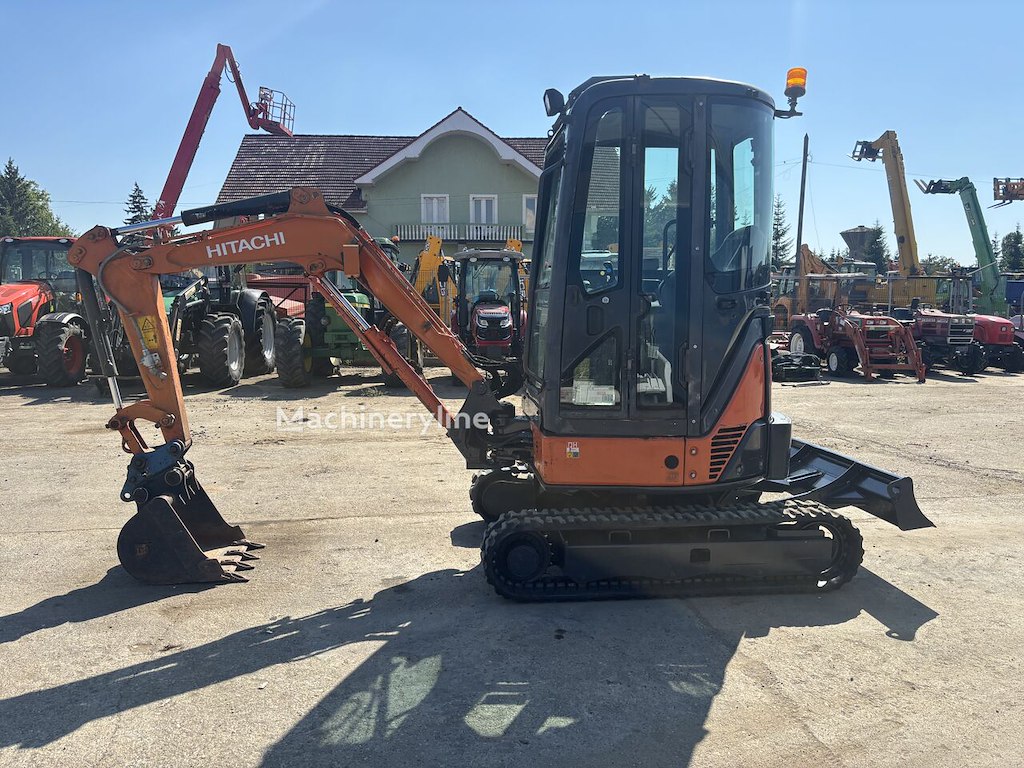Hitachi ZX22 mini bager
