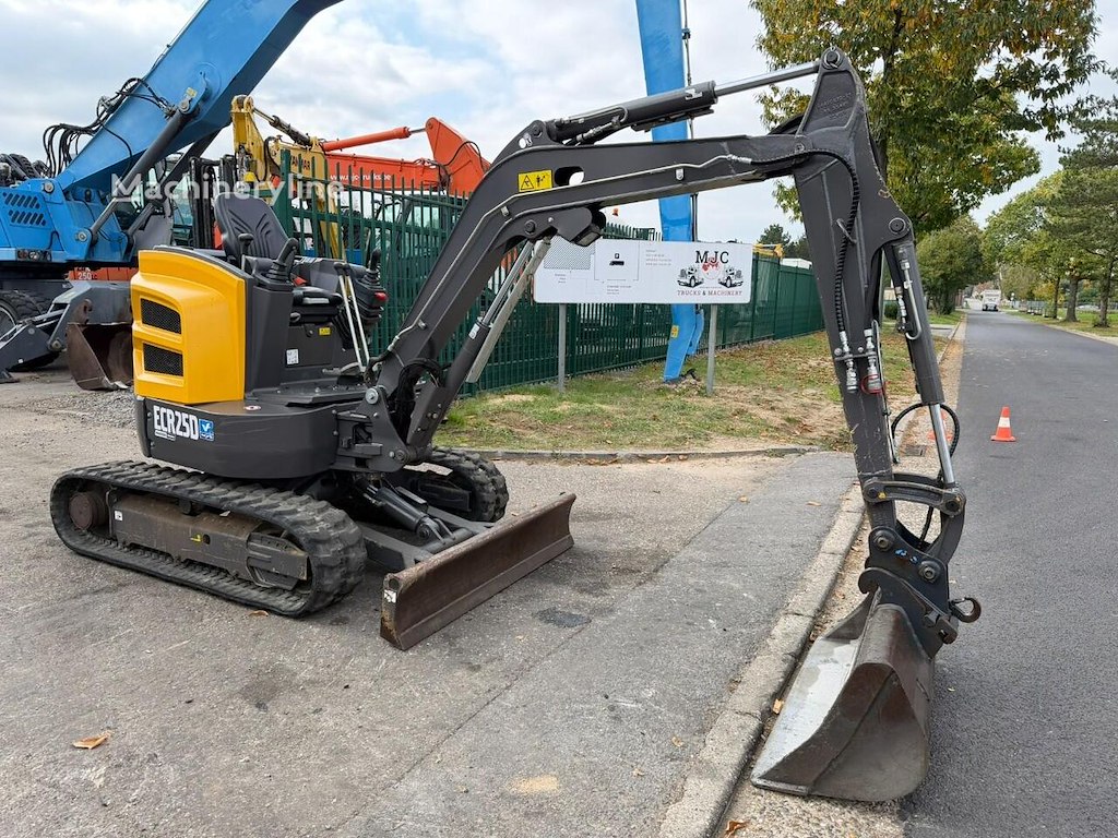 Volvo ECR25D 1159 HOURS - DEMOLITION + SORTING FUNCTION - ADDITIONAL H mini bager