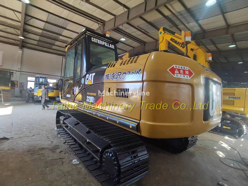 Caterpillar 320DL bager guseničar