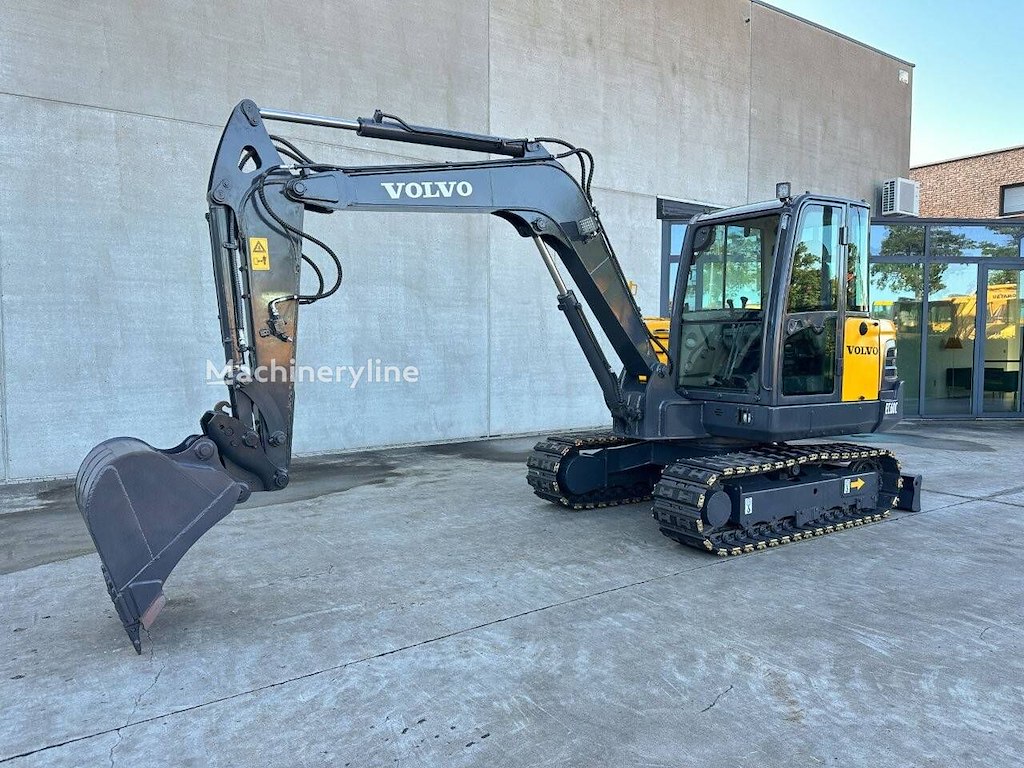 Prodaje se Volvo EC60C mini bager na aukciji