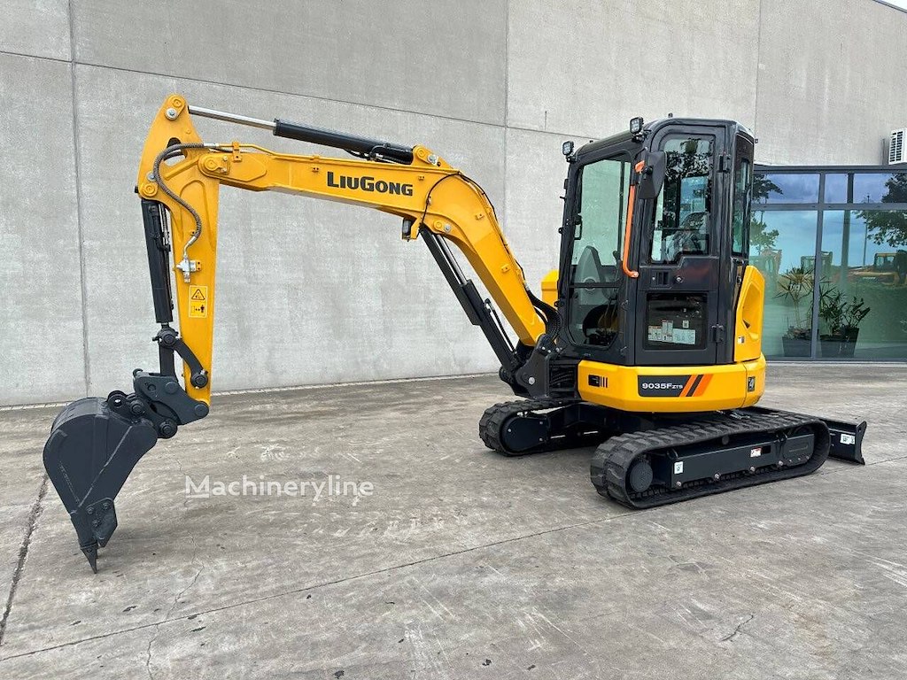 Prodaje se LiuGong 9035 FZTS mini bager na aukciji