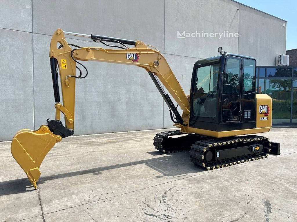 Prodaje se Caterpillar 305.5E2 mini bager na aukciji