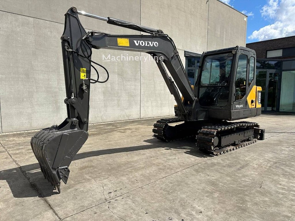 Prodaje se Volvo EC55D mini bager na aukciji