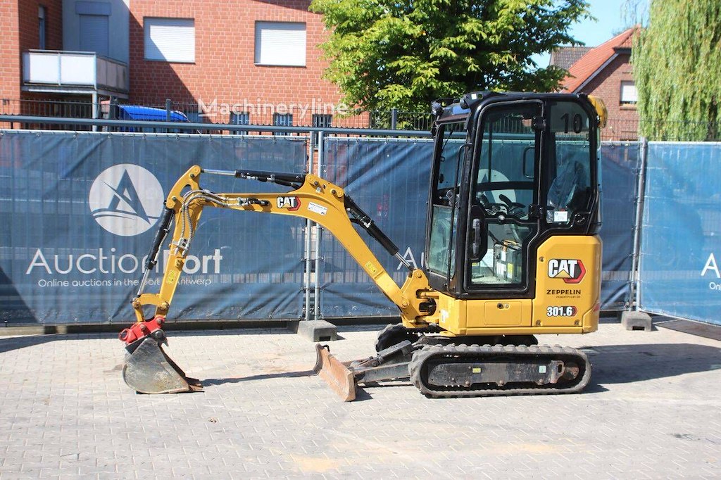 Prodaje se Caterpillar 301.6 mini bager na aukciji
