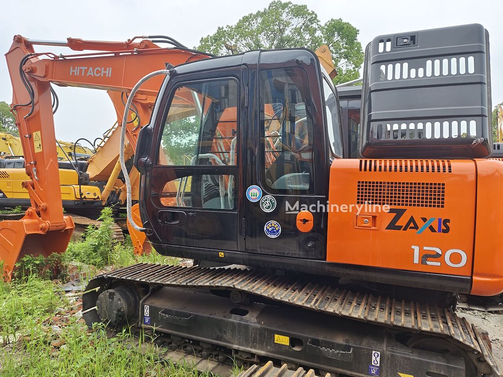 Hitachi ZX120 bager guseničar