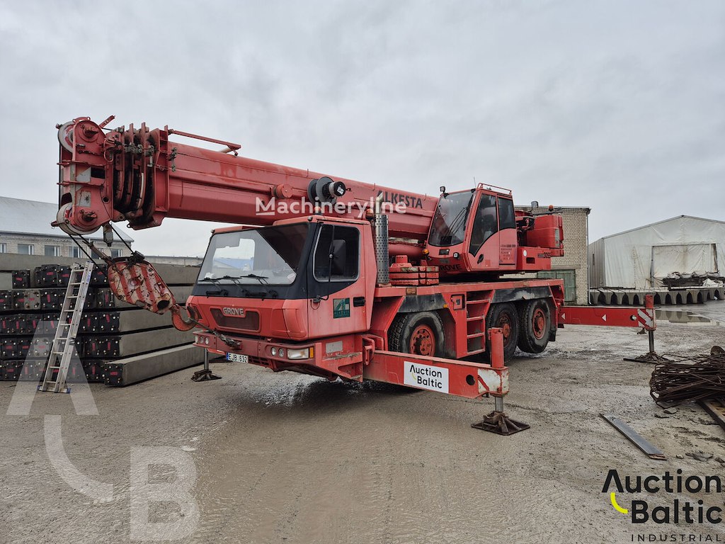 Prodaje se Grove GMK 3050 autodizalicu na aukciji