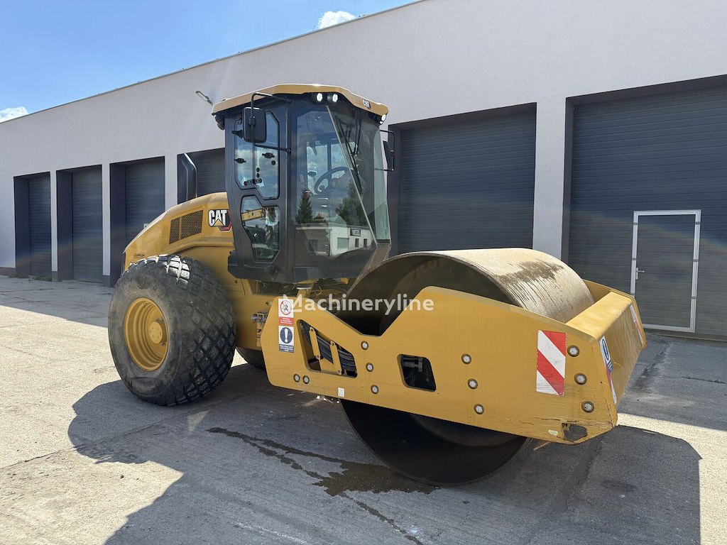 Caterpillar CS12GC kompaktor s jednim valjkom