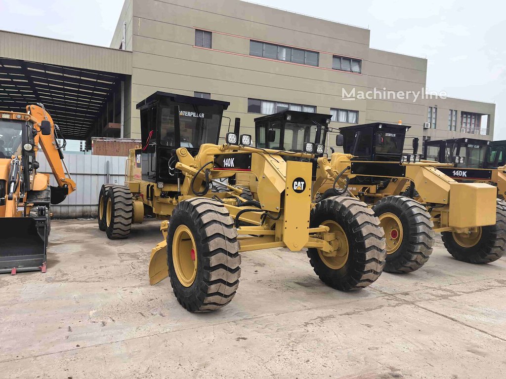 Caterpillar 140K grejder