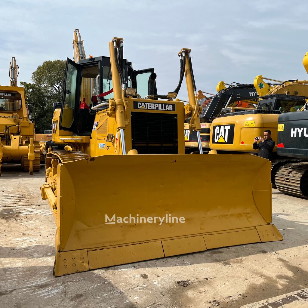 Caterpillar D6G buldožer