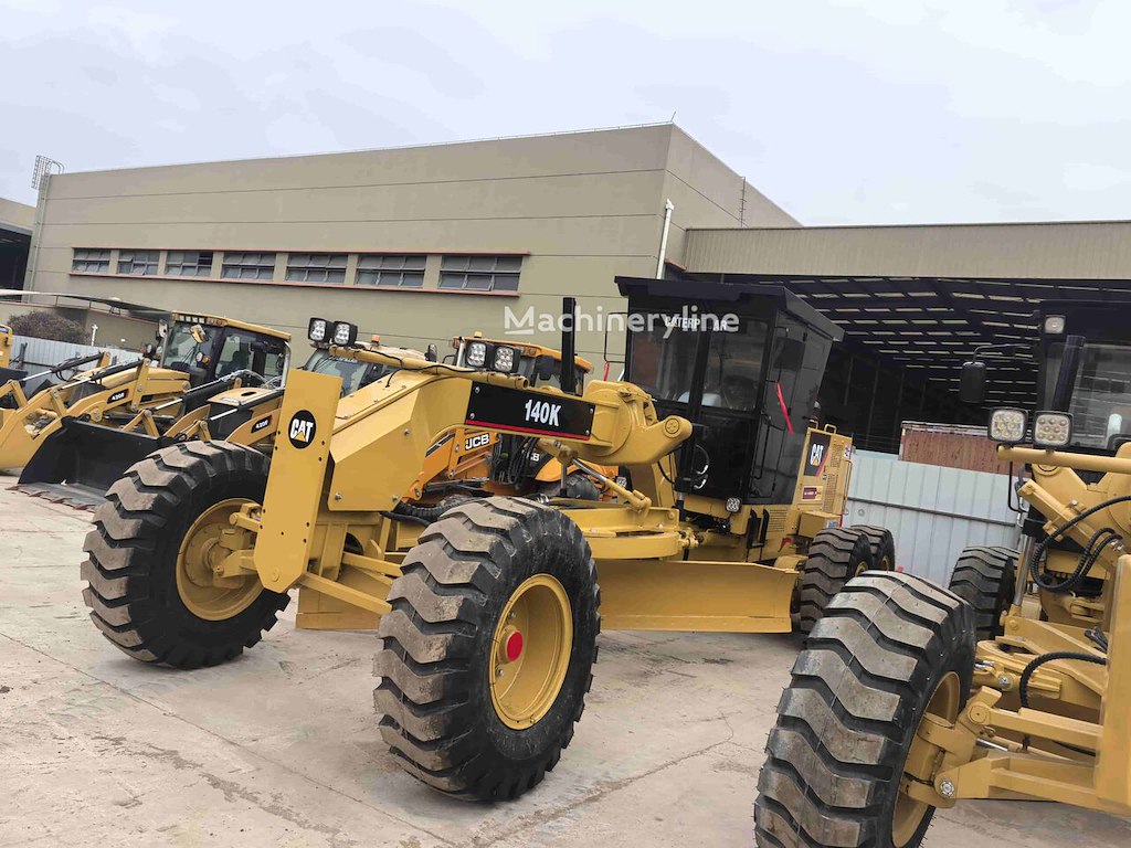 Caterpillar 140K grejder