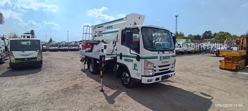 Isuzu auto dizalica s korpom