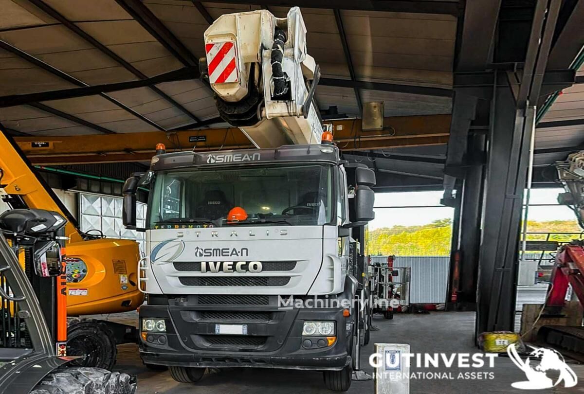 Socage TJ50 auto dizalica s korpom