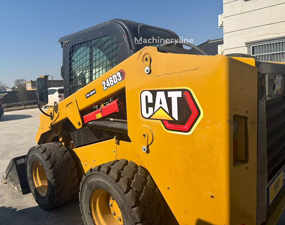 Caterpillar 246D mini utovarivač