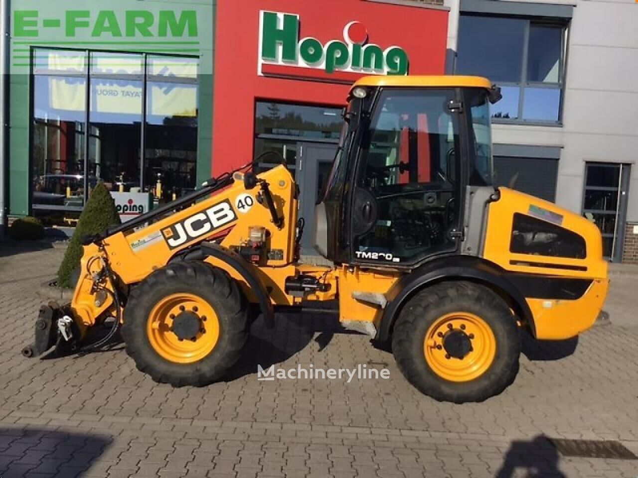 JCB tm220 teleskopski prednji utovarivač
