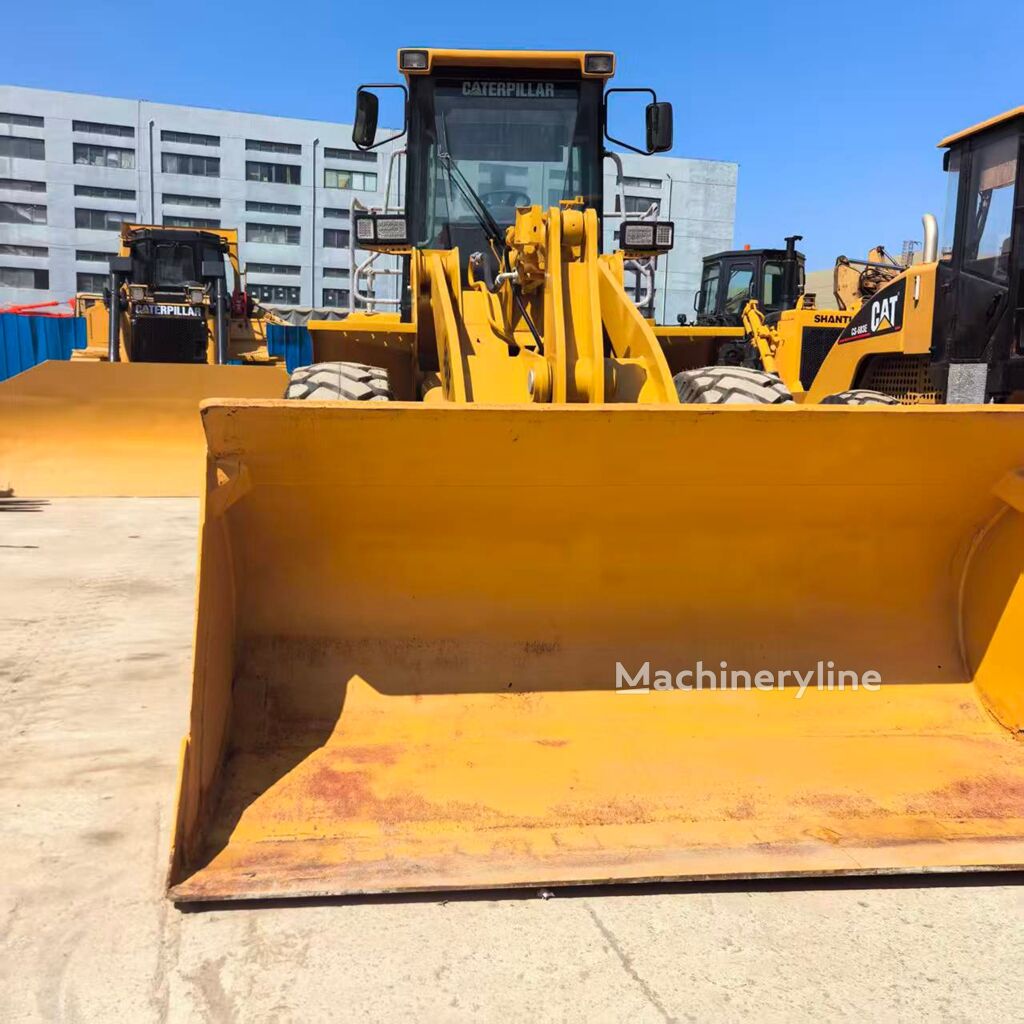 Caterpillar 966F prednji utovarivač