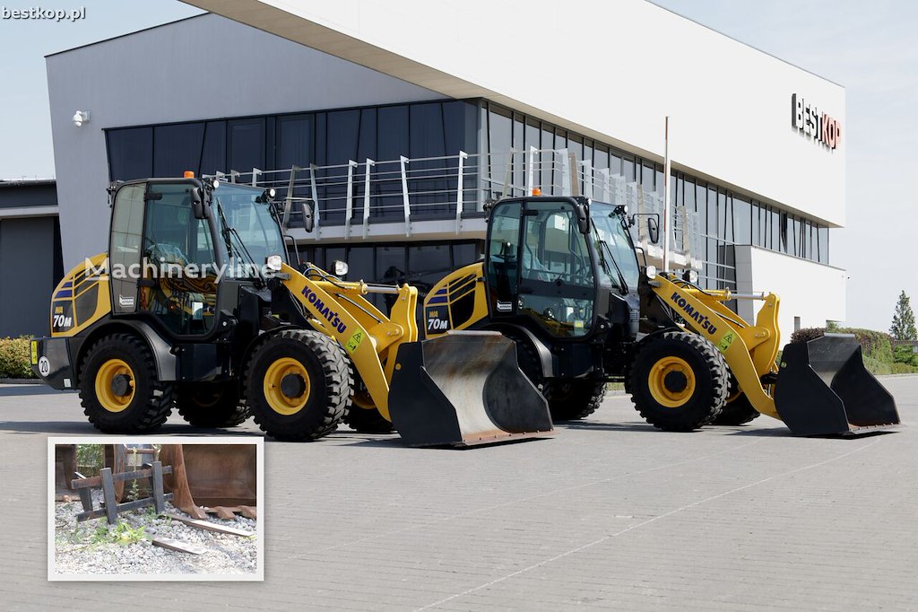 Komatsu WA70M-8 prednji utovarivač