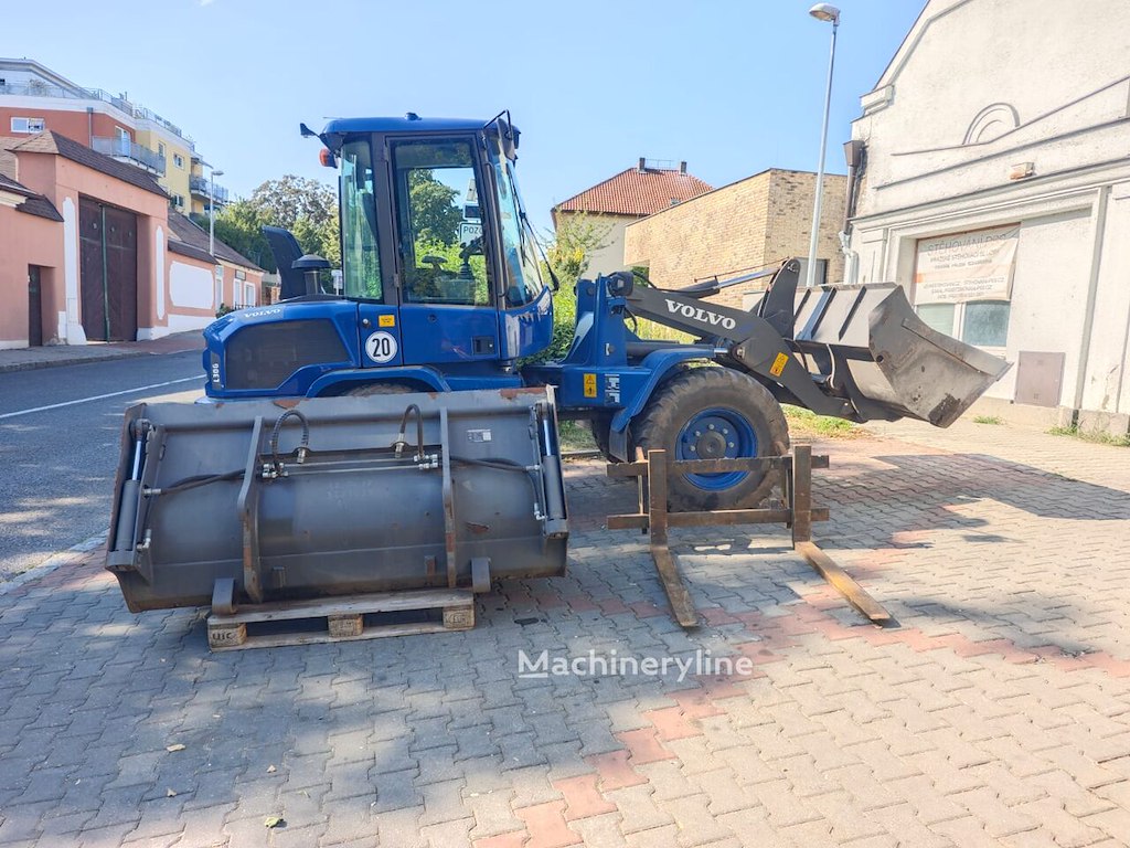 Volvo L30 G multifunkcionalni utovarivač