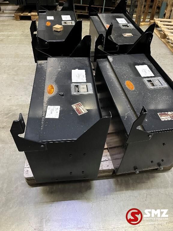Caterpillar Operator tool box 417-8264 kutija za alat za bagera